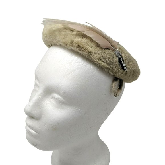 Vintage | Accessories | Vintage Beige Faux Fur Feather Capulet Hat ...